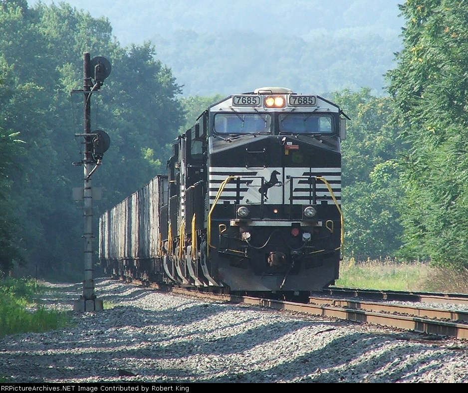 NS 7685 Empties
